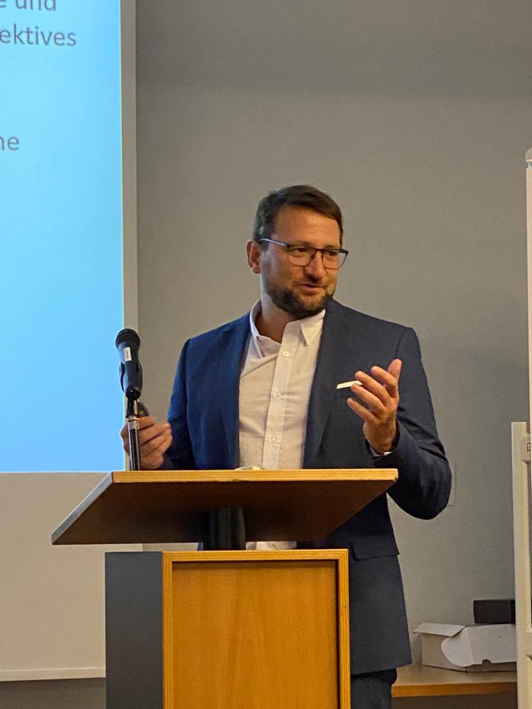 Dr. Siegfried Sauseng | Buchschmiede